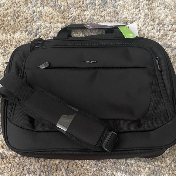 Targus | Bags | Targus Professional Black Laptop Bag | Poshmark